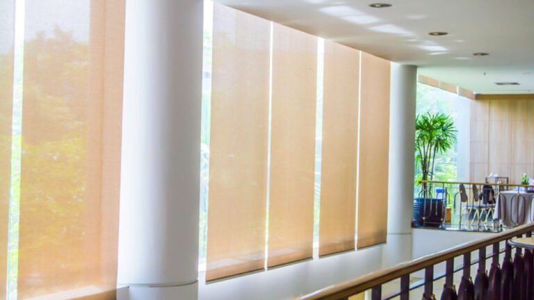 SCREEN ROLLER SHADES - ROLL X SHADES